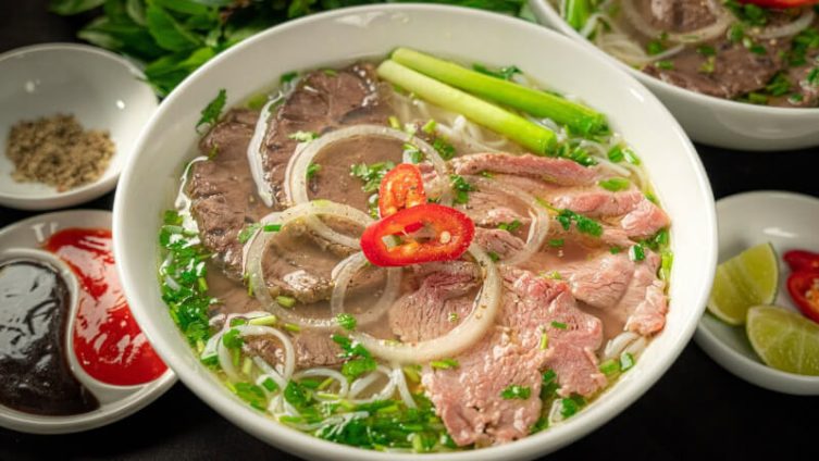 Phở Đà Nẵng - LƯU NGAY 14+ quán ngon “ăn là ghiền”