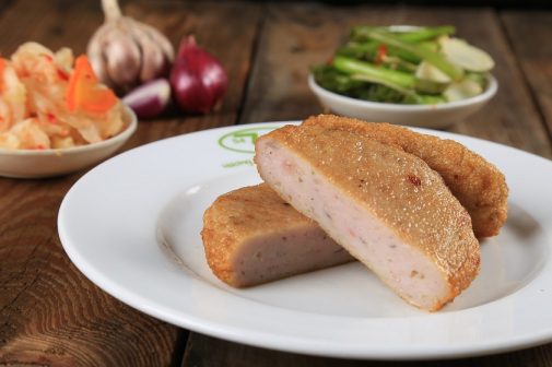 Vietnamese fish cake: A delicacy of a long-lasting culture