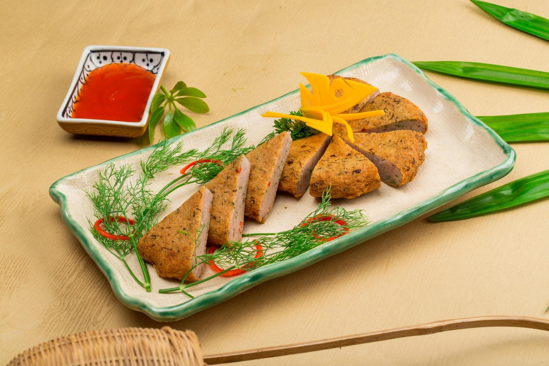 Vietnamese fish cake: A delicacy of a long-lasting culture