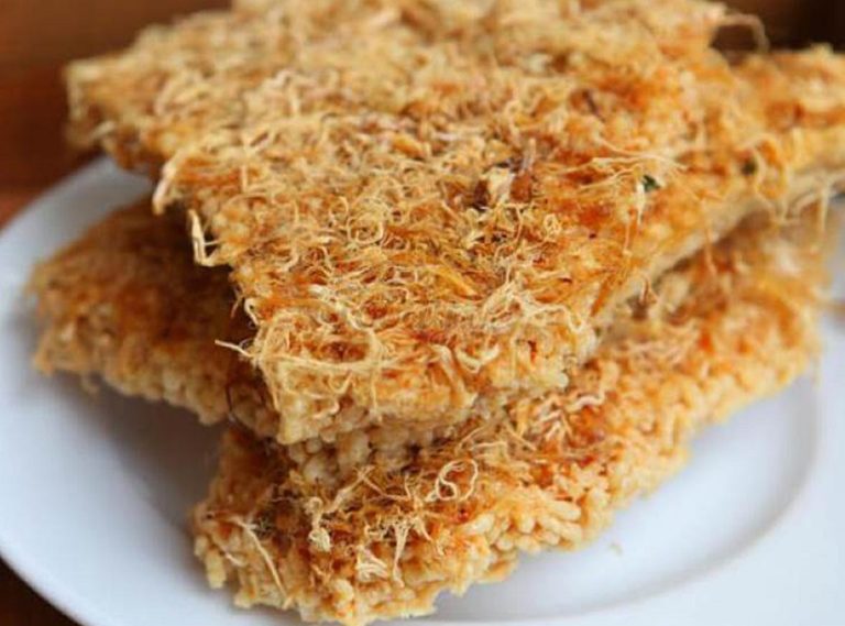 Vietnamese Snacks: The Best Treats You Cannot Miss