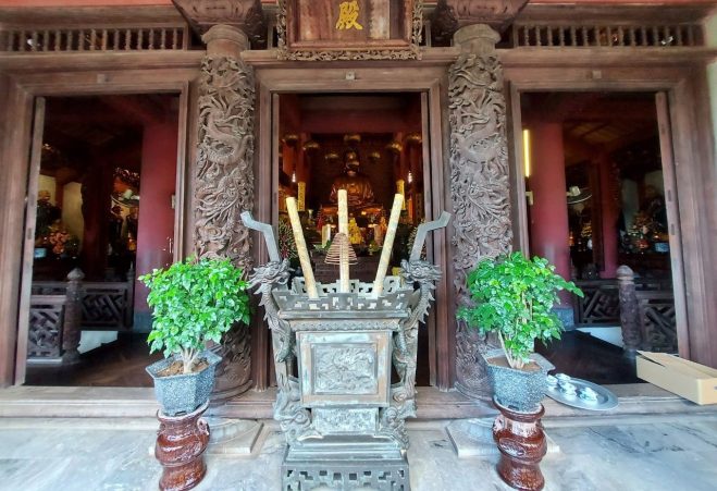 Red Temple: A well-known spiritual site in Hai Phong