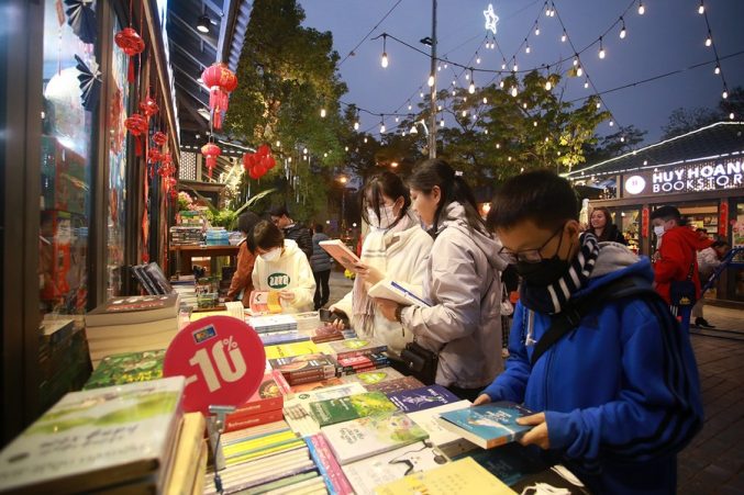 Hanoi Book Street: Discover the city’s literary beauty