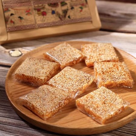 Vietnamese Snacks: The Best Treats You Cannot Miss