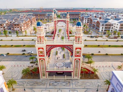 Exploring Grand World: Where is it and the Best Ways to Get There