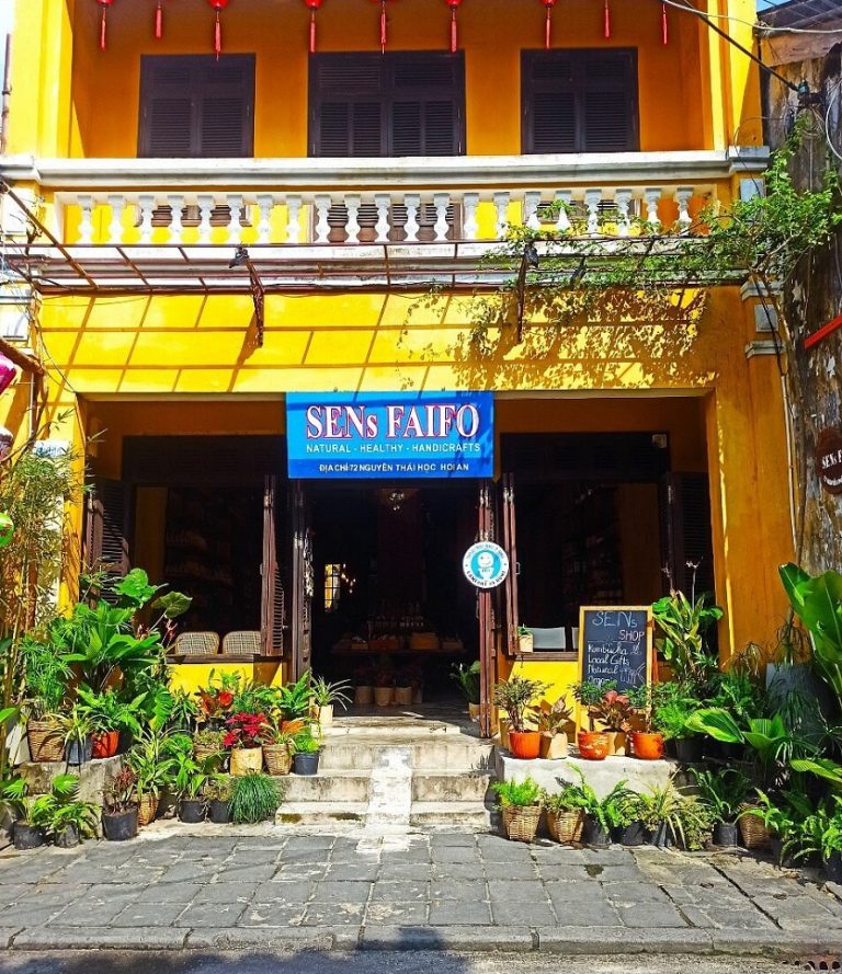 Shopping in Hoi An: 17+ places for a great experience