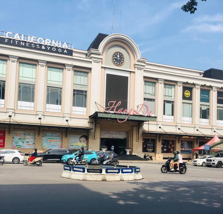 Shopping in Hanoi: 17 best spots every shopaholic must know