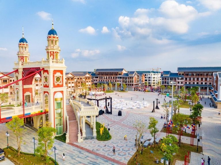 Giá vé Grand World cập nhật chính thức