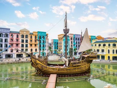 Grand World: A must-visit destination near Hanoi for fun
