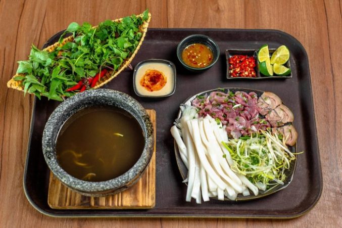 Phở thố đá Đà Lạt có gì đặc biệt? Ăn ở đâu chuẩn vị?