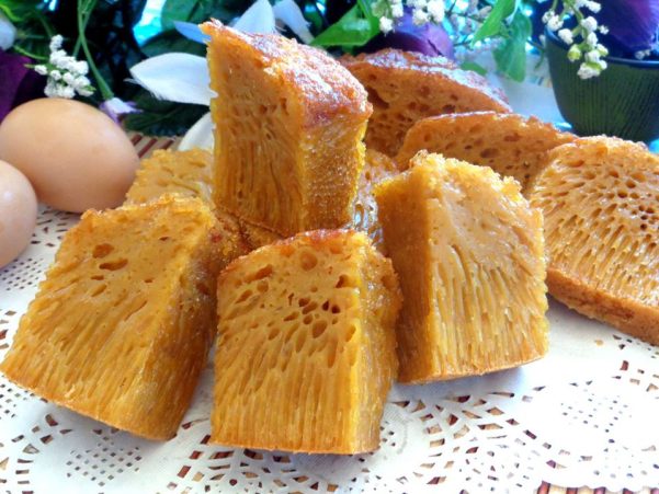 Vietnamese honeycomb cake: An iconic traditional delicacy