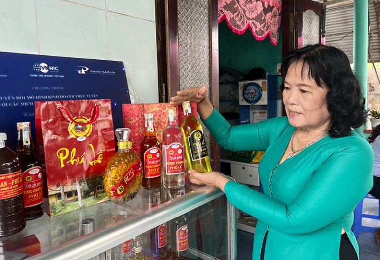 Vietnamese rice wine: A glance at the traditional beverage